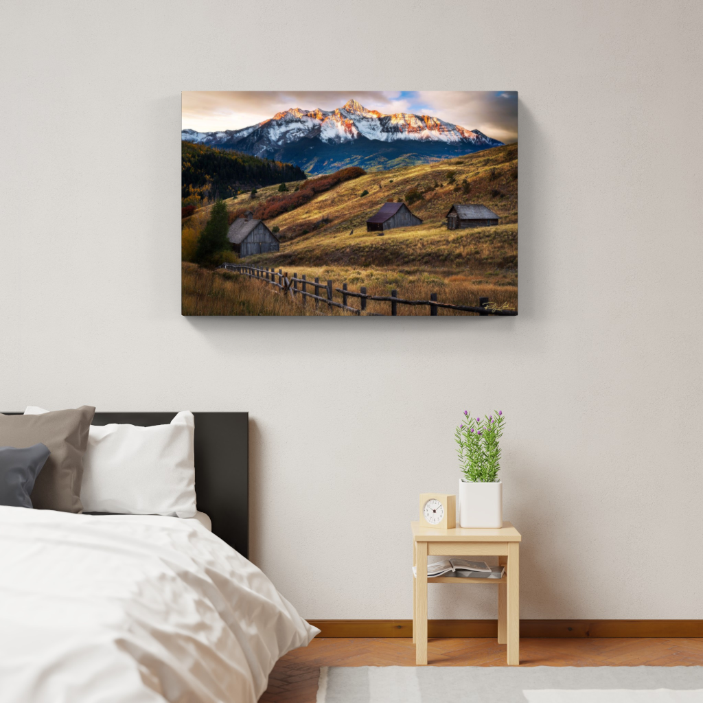 Rustic Mountain Barns Surrounded by Autumn Colors – Riley Clark Fine Art